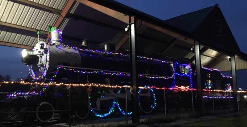 Soo Line steam engine lit up for holidays | News, Sports, Jobs - Daily ...